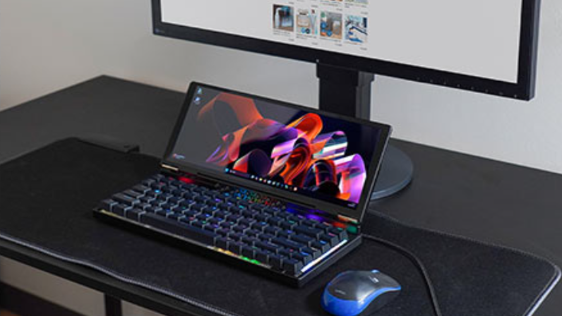 Someone built a mechanical keyboard with a huge 10-inch touchscreen ...