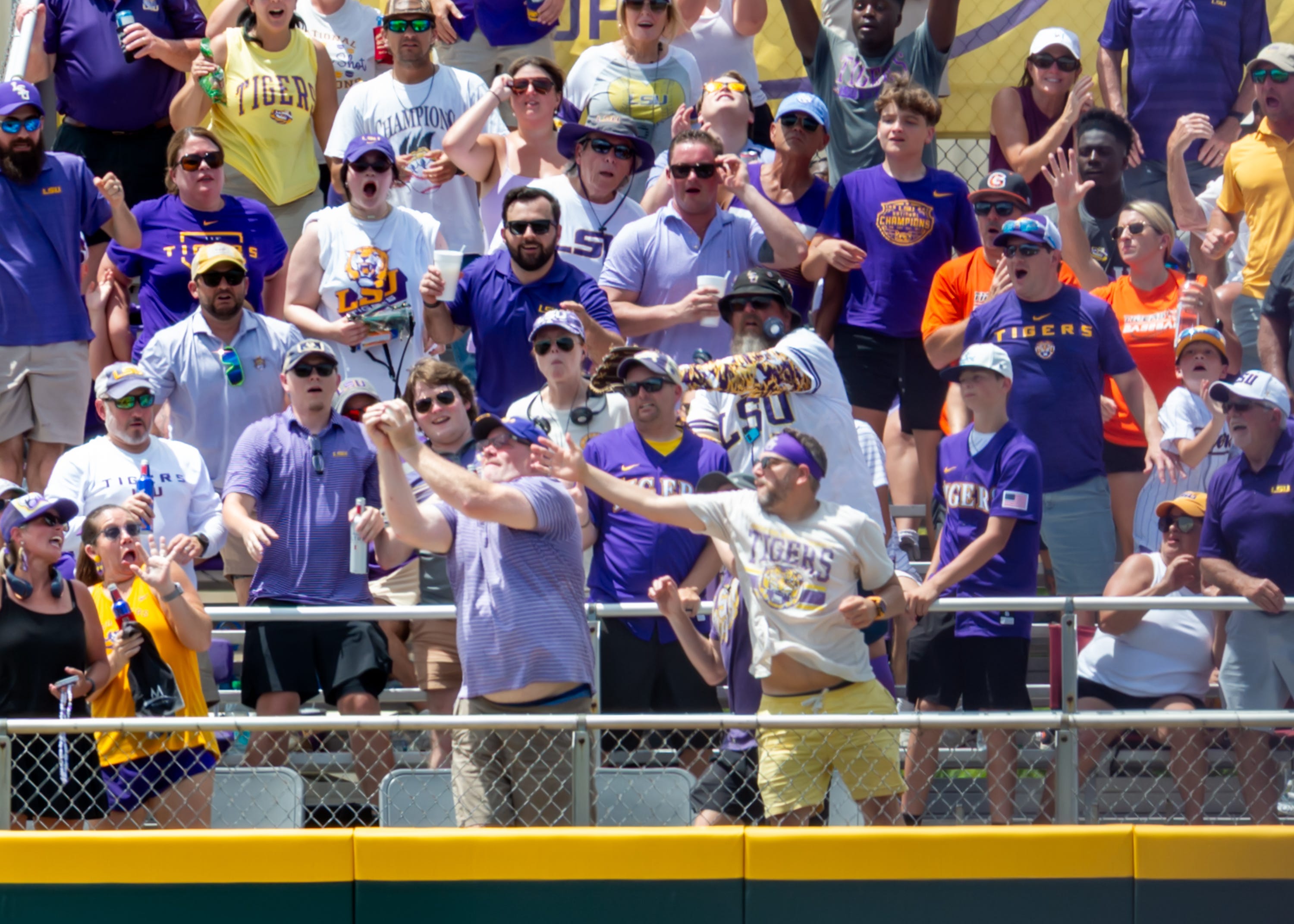 Where LSU baseball's College World Series odds stand before UCLA game