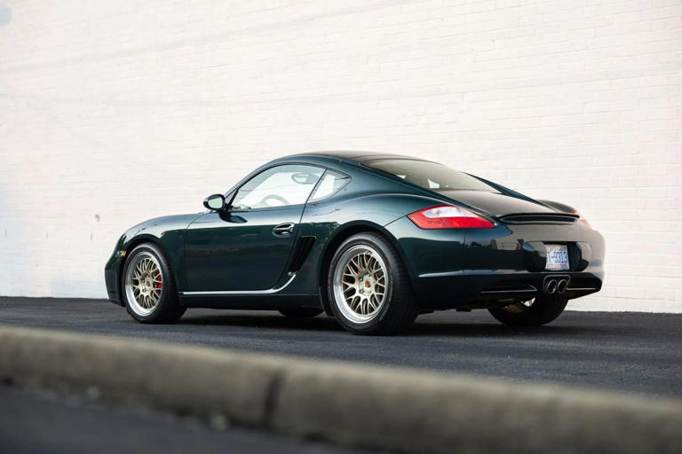 This 2007 Porsche Cayman S on Bring a Trailer Could Bring 911 Money