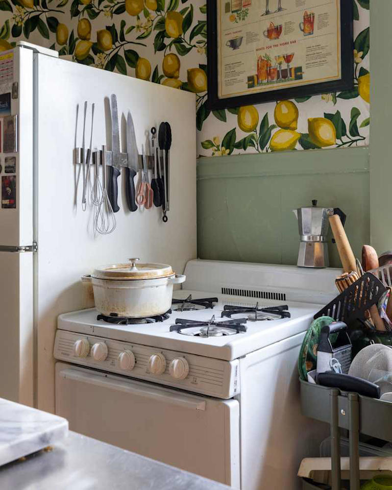 Before & After: Cheery Wallpaper and Funky Decor Revamp This '90s ...