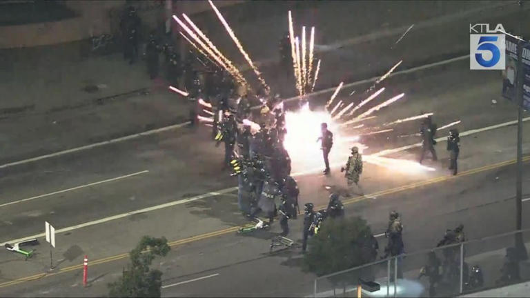 National Guard troops arrive in Los Angeles after days of immigration ...