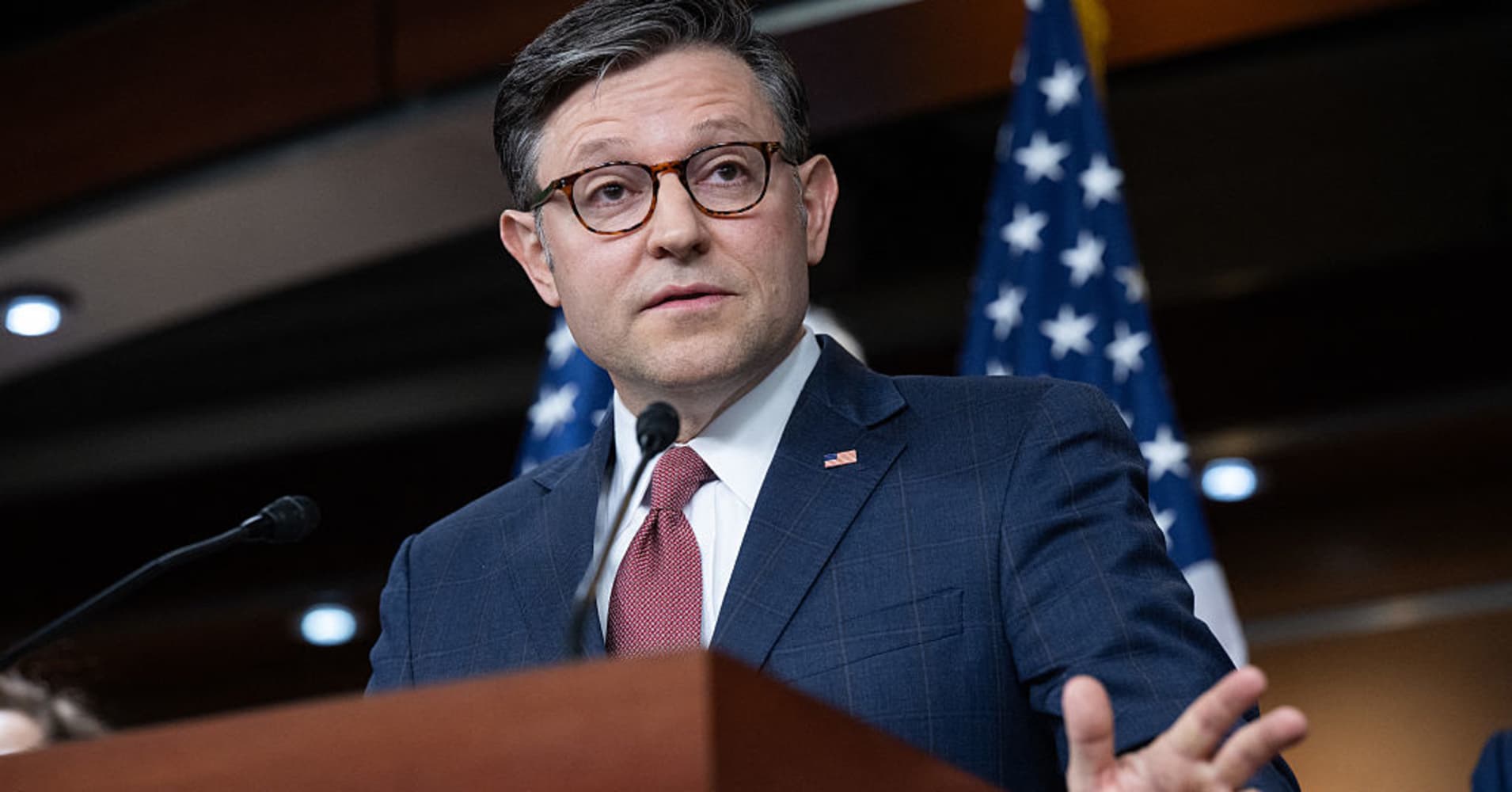 Speaker Johnson hopes Musk and Trump can 'reconcile' their differences ...