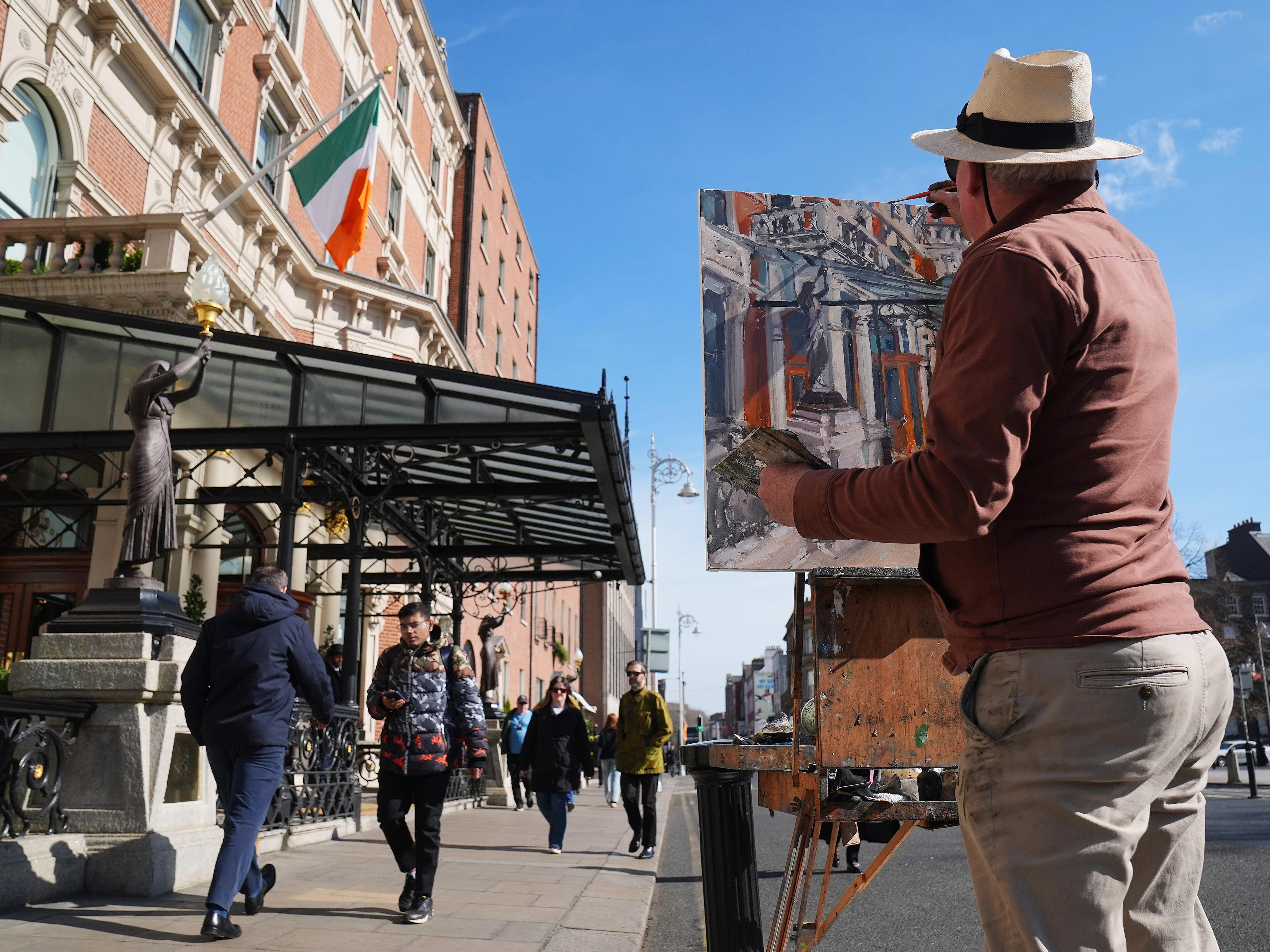 Artists who got almost $1,500 a month under a basic income pilot say ...