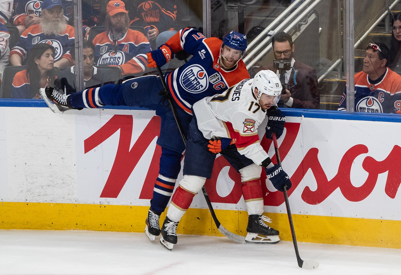 Les Oilers et les Panthers se préparent pour un troisième match aussi serré