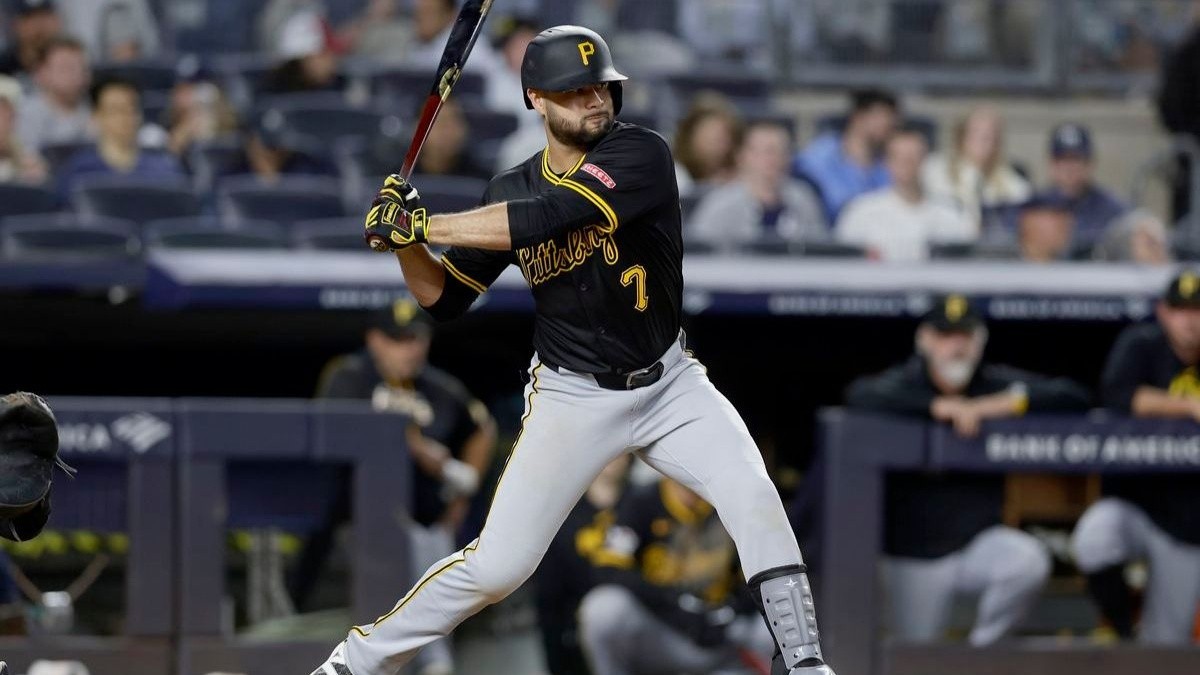 MLB: Former Yankees Utility Player Sparks Trade Interest After Career ...