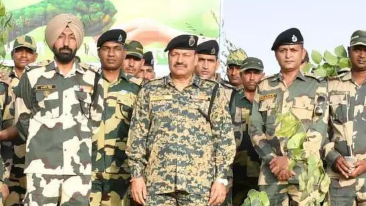 Border security boost: BSF unveils new uniforms; smart tech deployed on ...