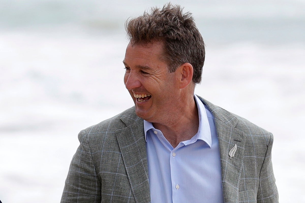 New Zealand Rugby chief executive Mark Robinson resigns