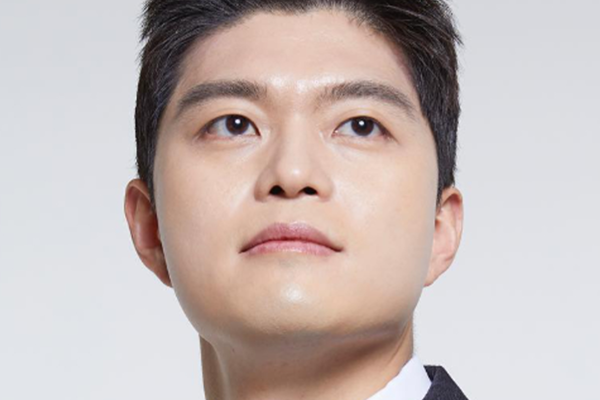 AMG prepares retro electric supercar as its first EV