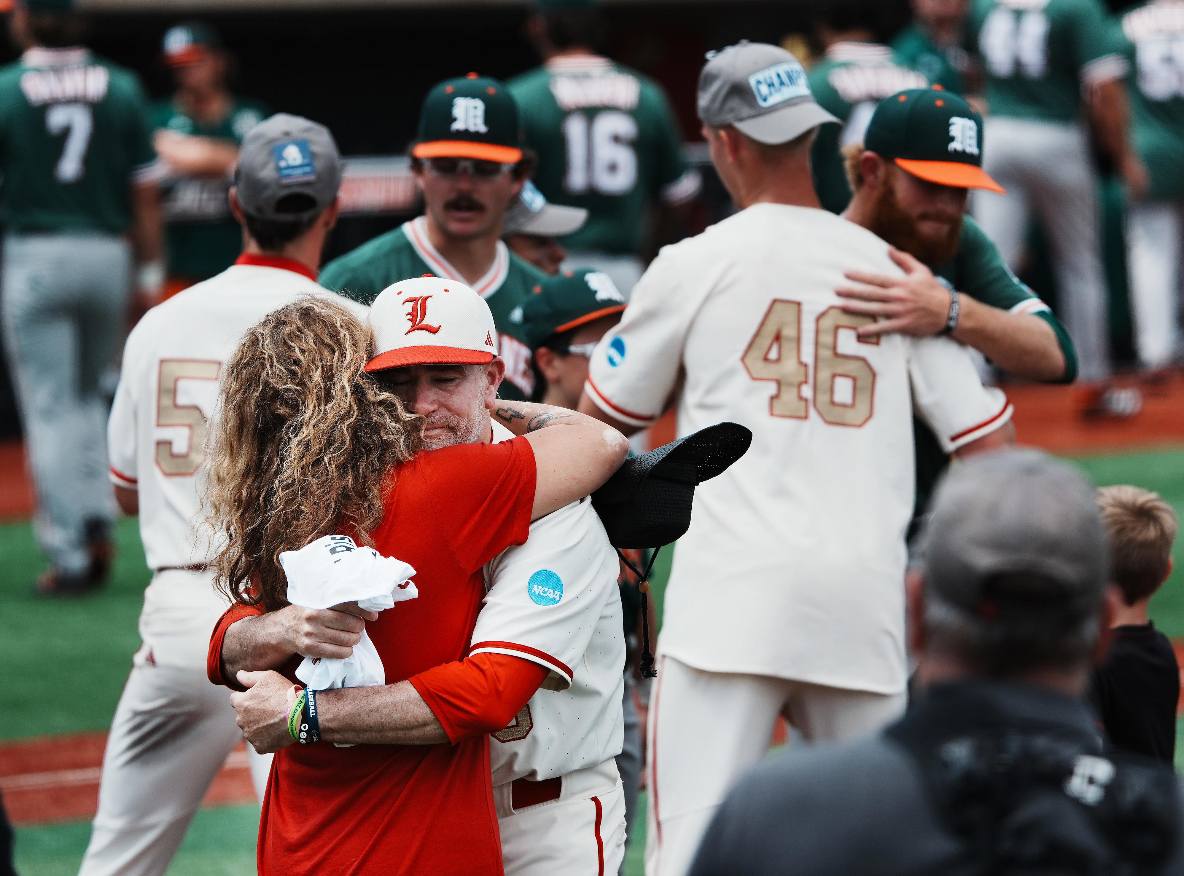 Louisville baseball vs Oregon State prediction for College World Series ...