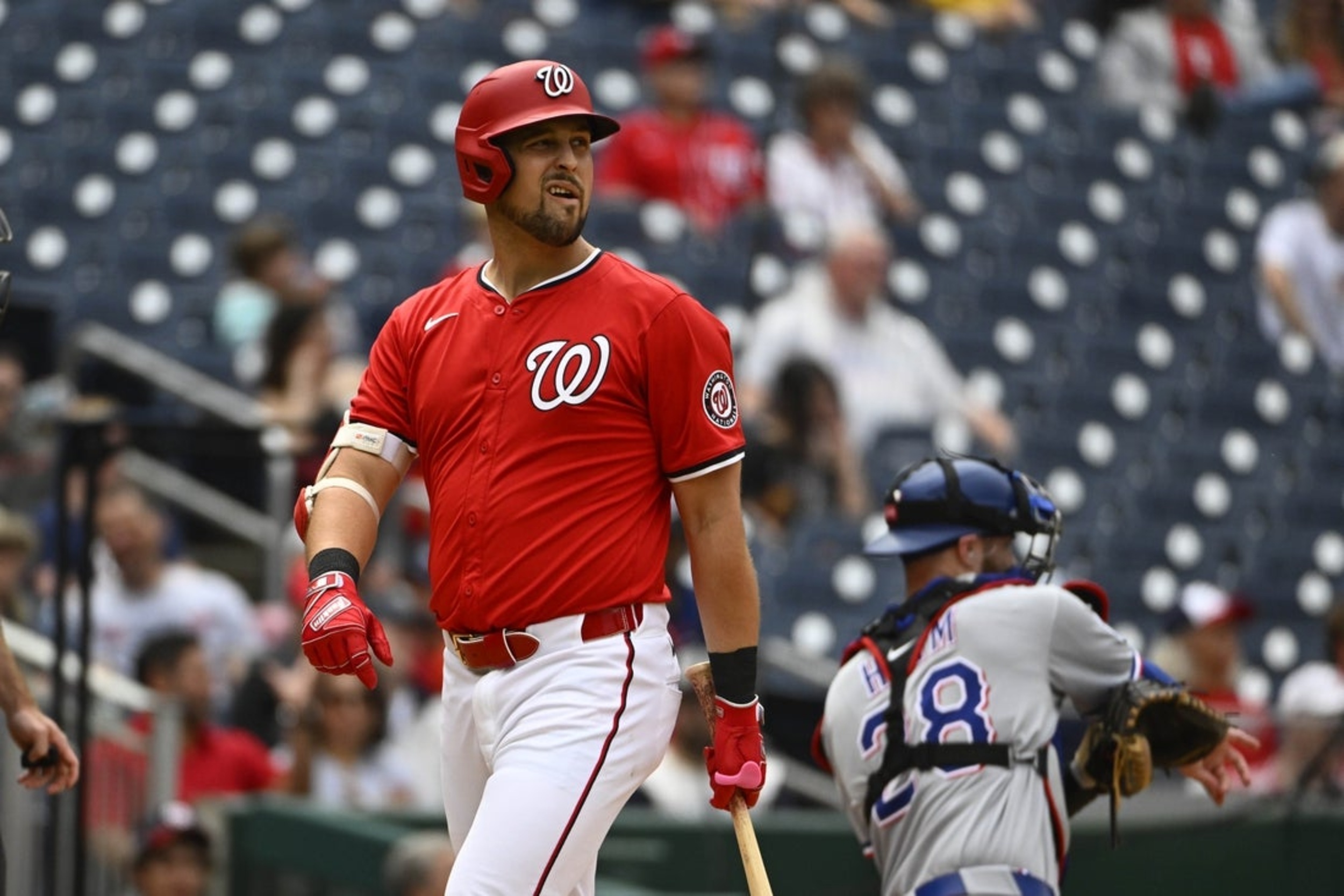 Evan Carter, Jake Burger help Rangers beat Nats
