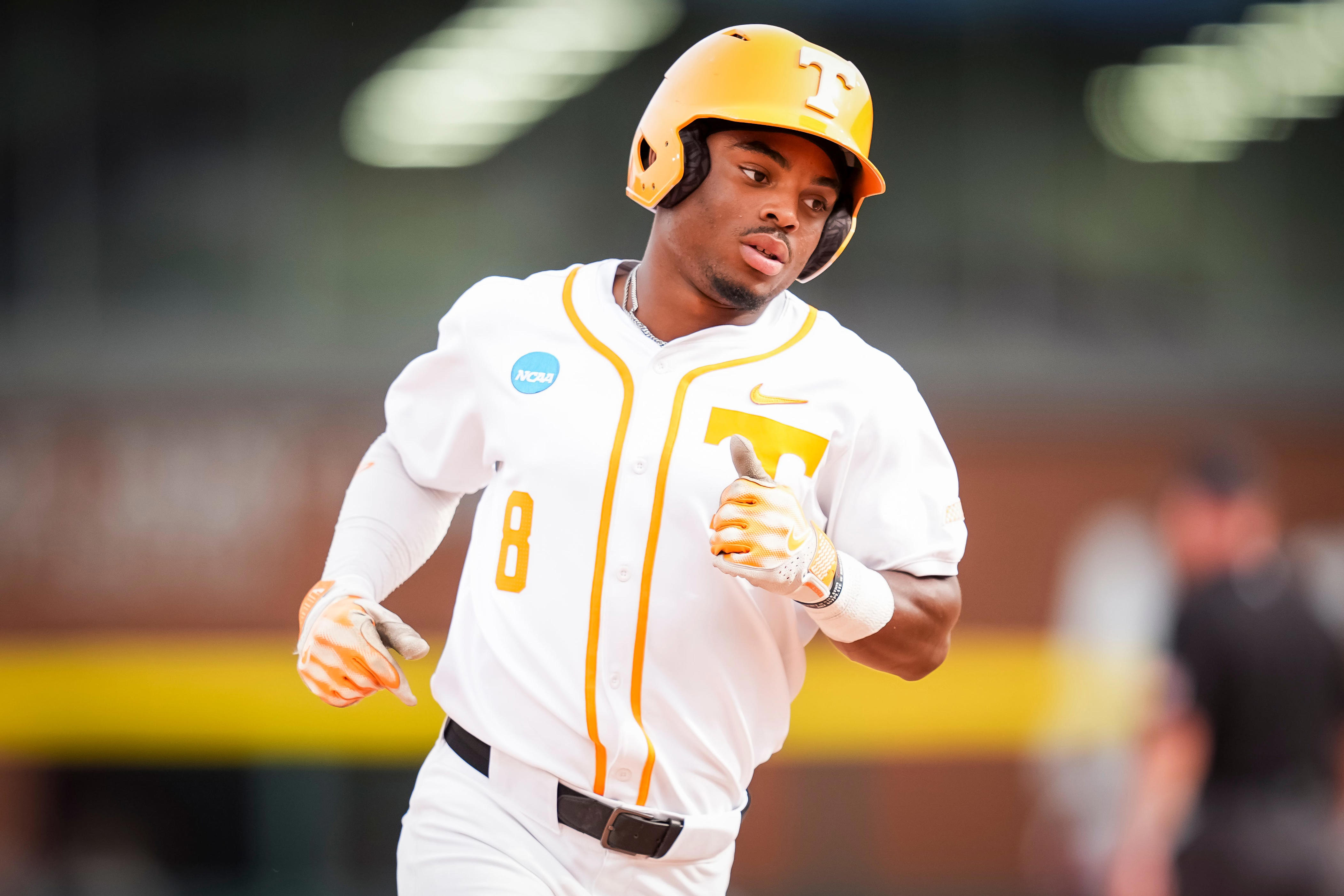 Tennessee baseball's Jay Abernathy to enter transfer portal