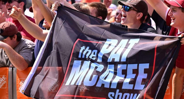 Pat McAfee blasts TST announcer after criticism