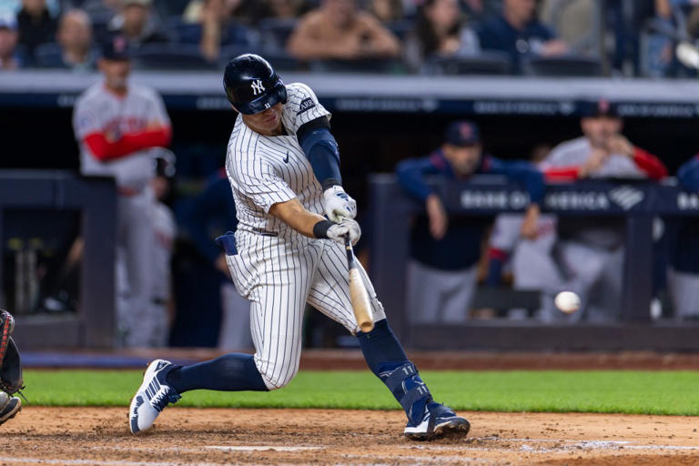 Anthony Volpe returns to lineup after getting hit by pitch in major ...