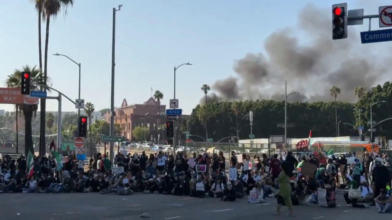 Rioters cause damage in LA as National Guard rolls in to quell unrest