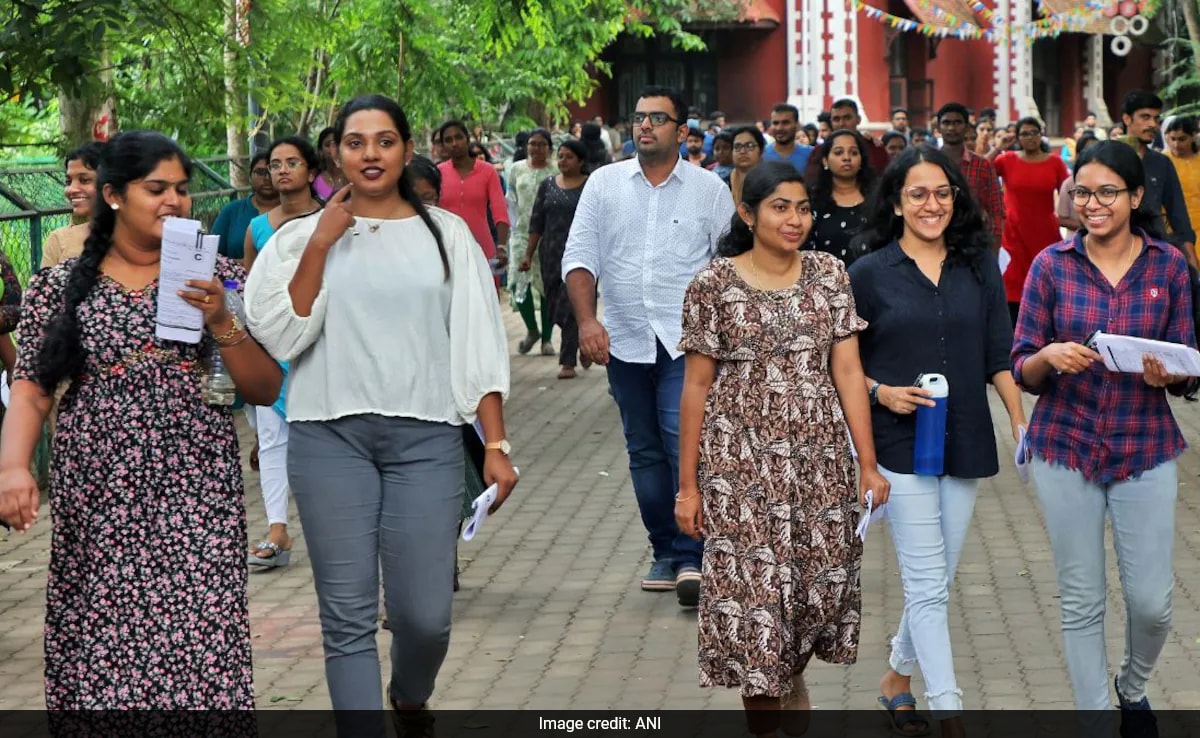UPSC prelims 2026 live updates: Shift 2 ends; check difficulty level ...