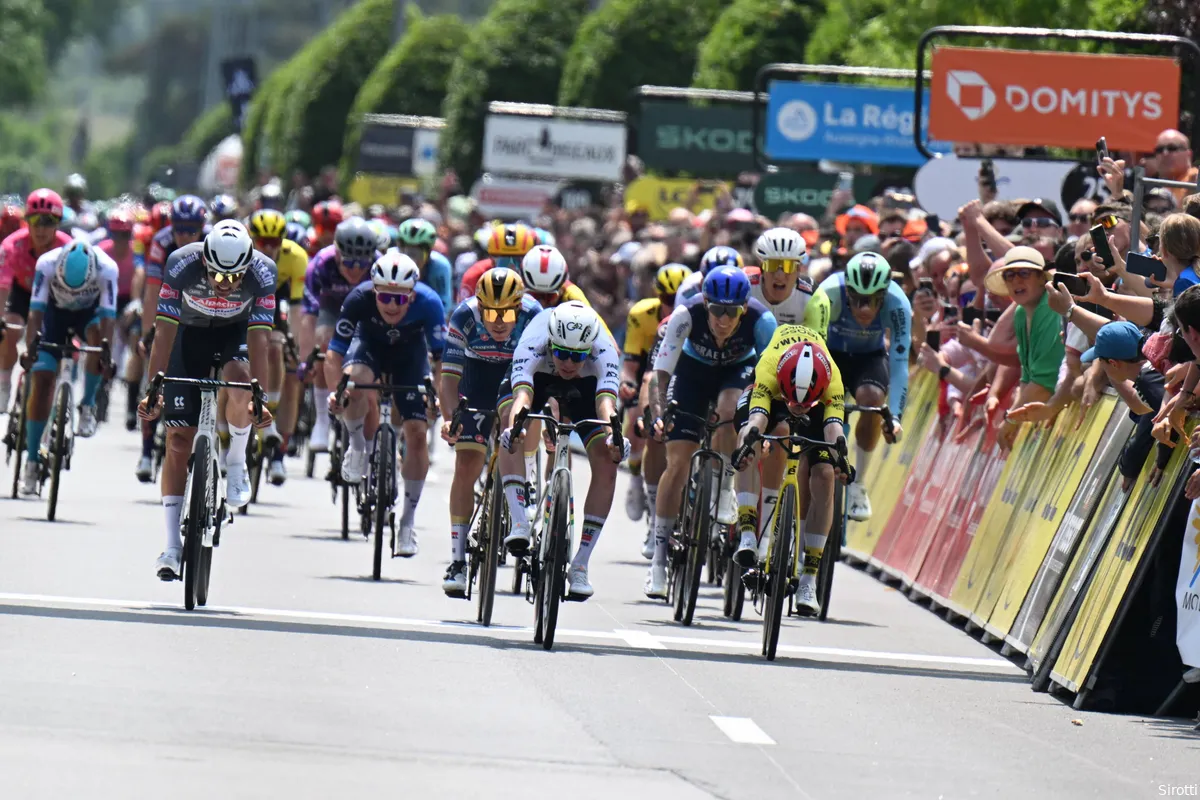 Ex-pro Danielson critical of 'silly attack' Vingegaard: "Maybe the ...