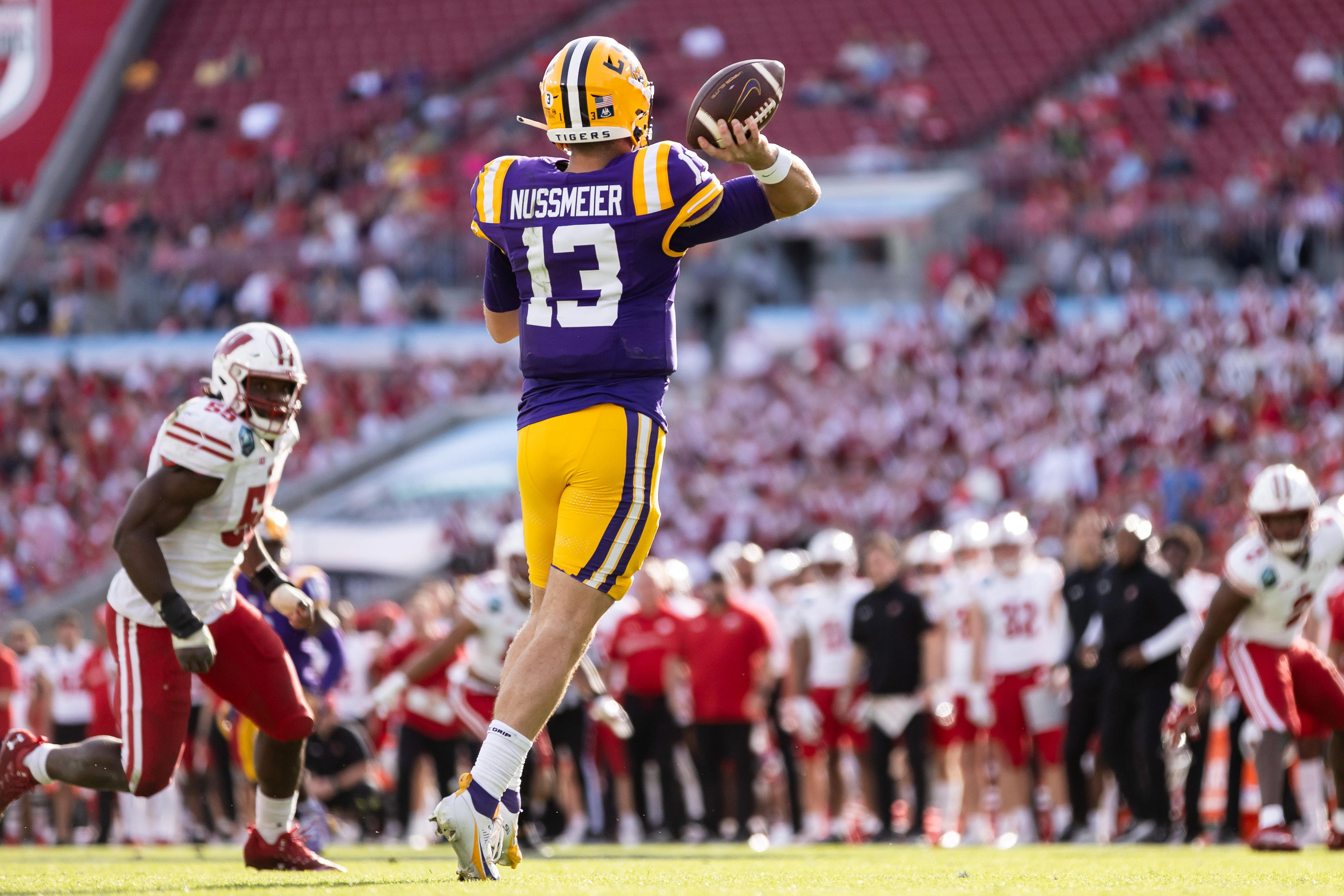 LSU's Garrett Nussmeier projects to be a second generation NFL QB