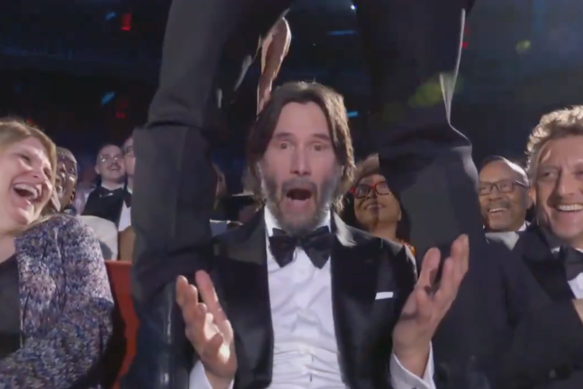 Keanu Reeves ‘won the Tonys’ say fans after Jonathan Groff straddles ...