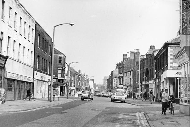33 nostalgic pictures of Church Street in Preston from the 1930s to 1980s