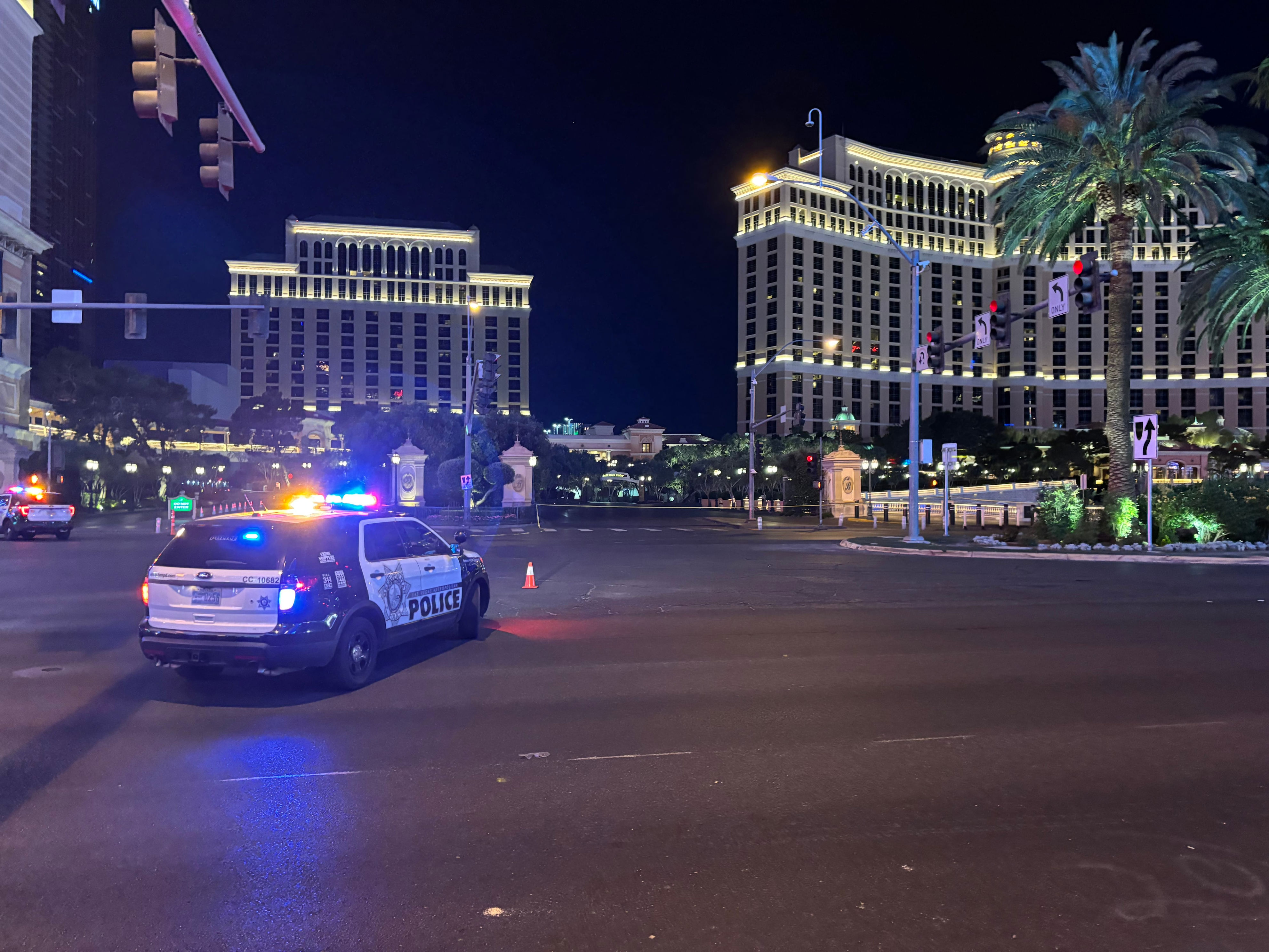 Two people shot, killed outside Las Vegas Strip resort
