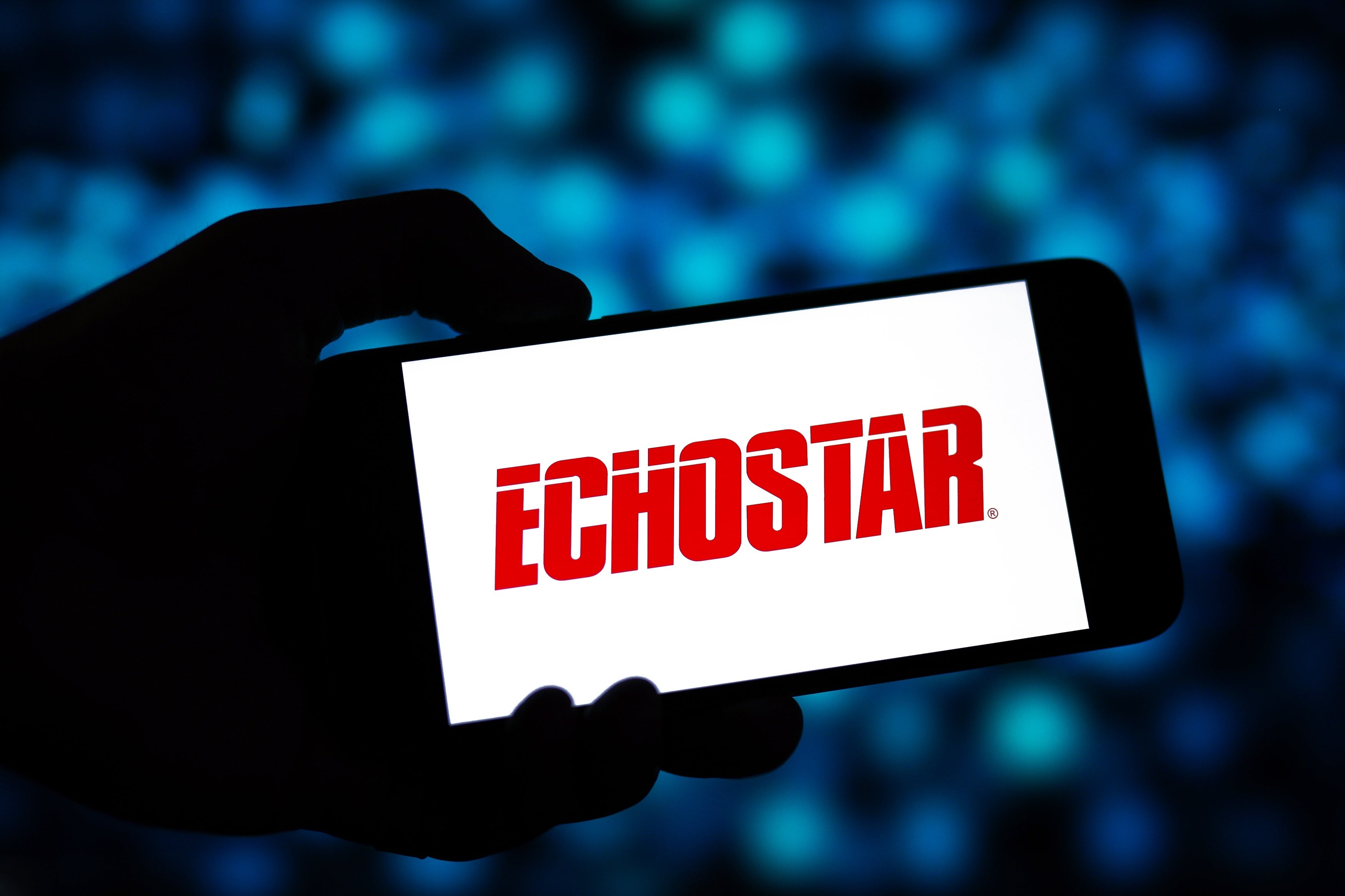 EchoStar considers bankruptcy in battle with FCC