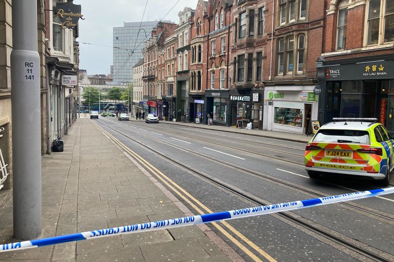 Nottingham shop workers see man collapse in street after lunchtime stabbing