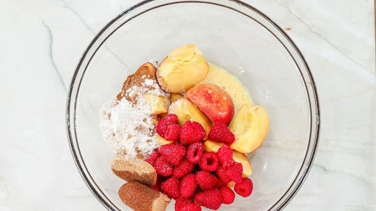 This Peach And Raspberry Crumble Is A Sugary Sweet And Delicious ...