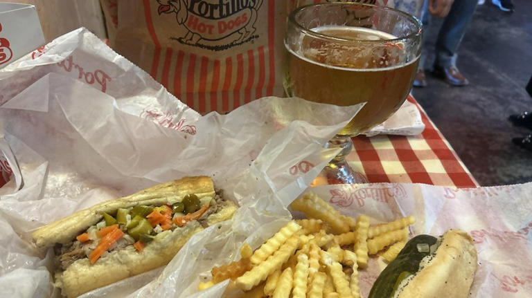 11 Fast Food Chains That Serve Alcohol
