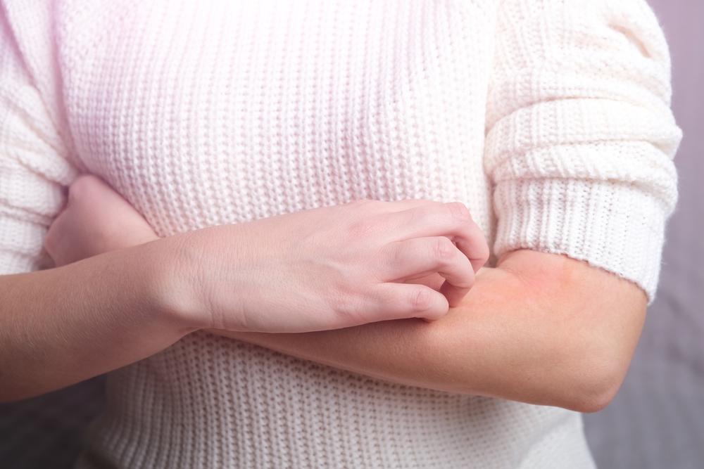 What Those Tiny Bumps on Your Arms Really Mean – And How to Get Rid of Them