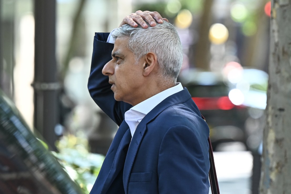 Tube strikes would be outrageous – where is the Mayor?