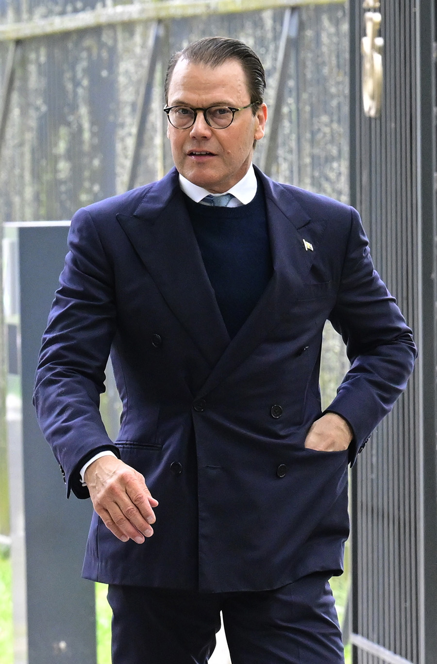 Prins Daniel förd till annan bostad – måste vila ut