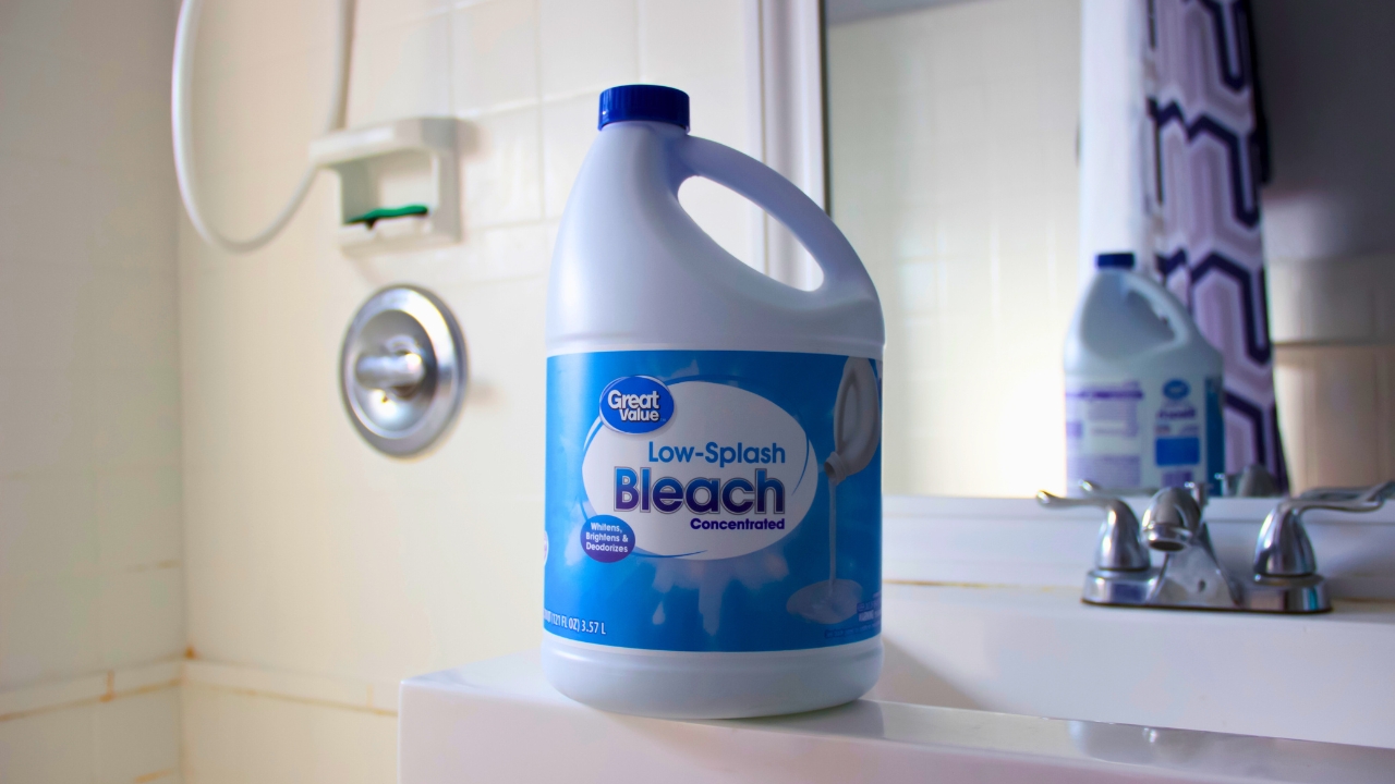 9 Cleaning Habits That Are Wearing Down Your House Without You Knowing