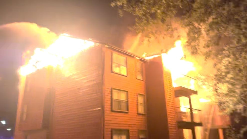 Fire engulfs Northeast Side apartments as 100 firefighters battle two ...