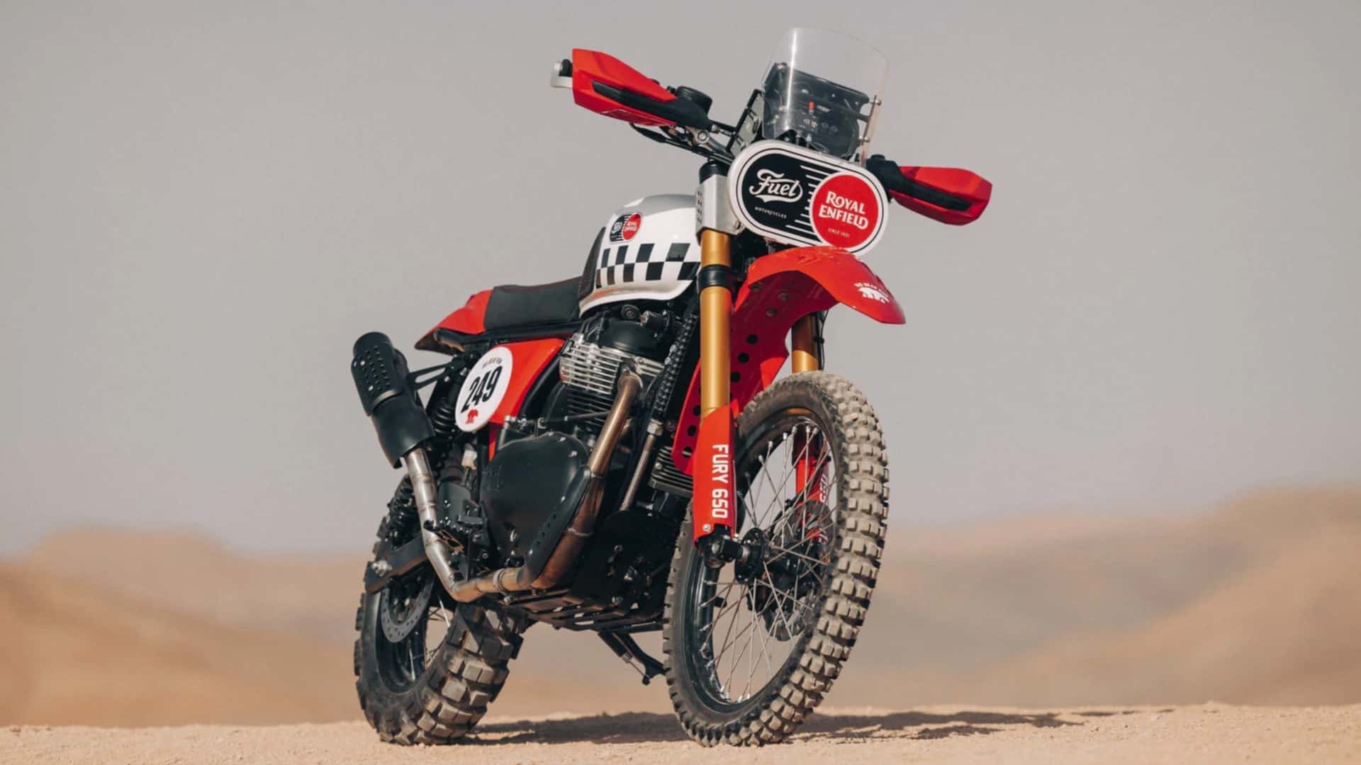 This Custom Motorcycle Is a Picture-Perfect Desert Racer