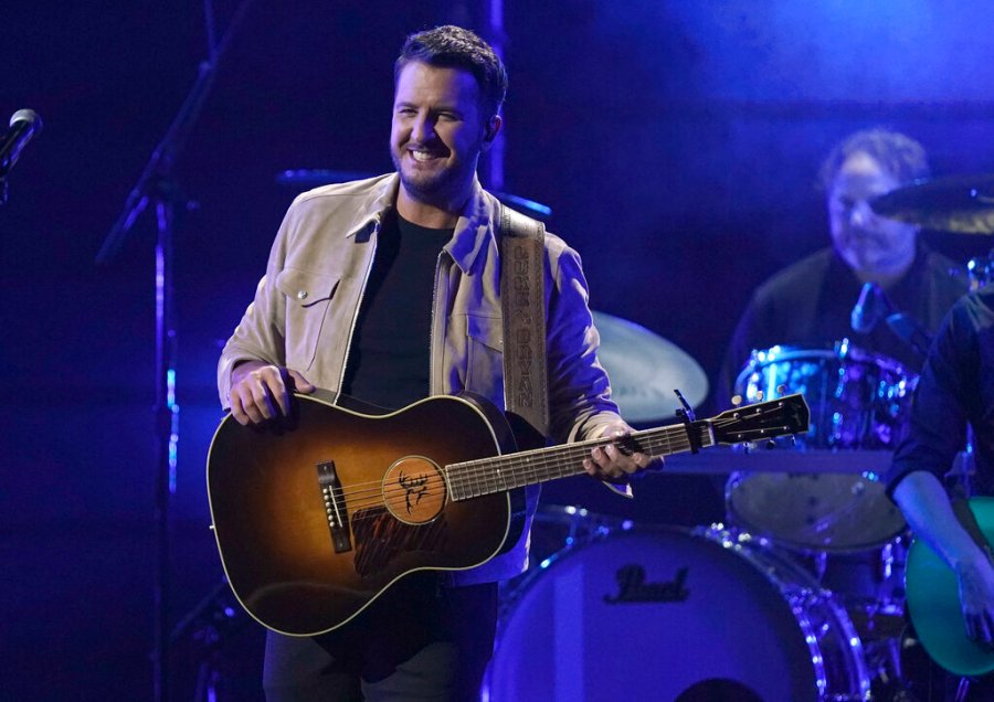 Luke Bryan’s “A Country Song Came On” Tour set to head to Huntsville in ...