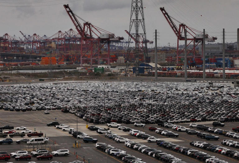 Port of Los Angeles sees sharp drop in cargo ships, West Coast ...