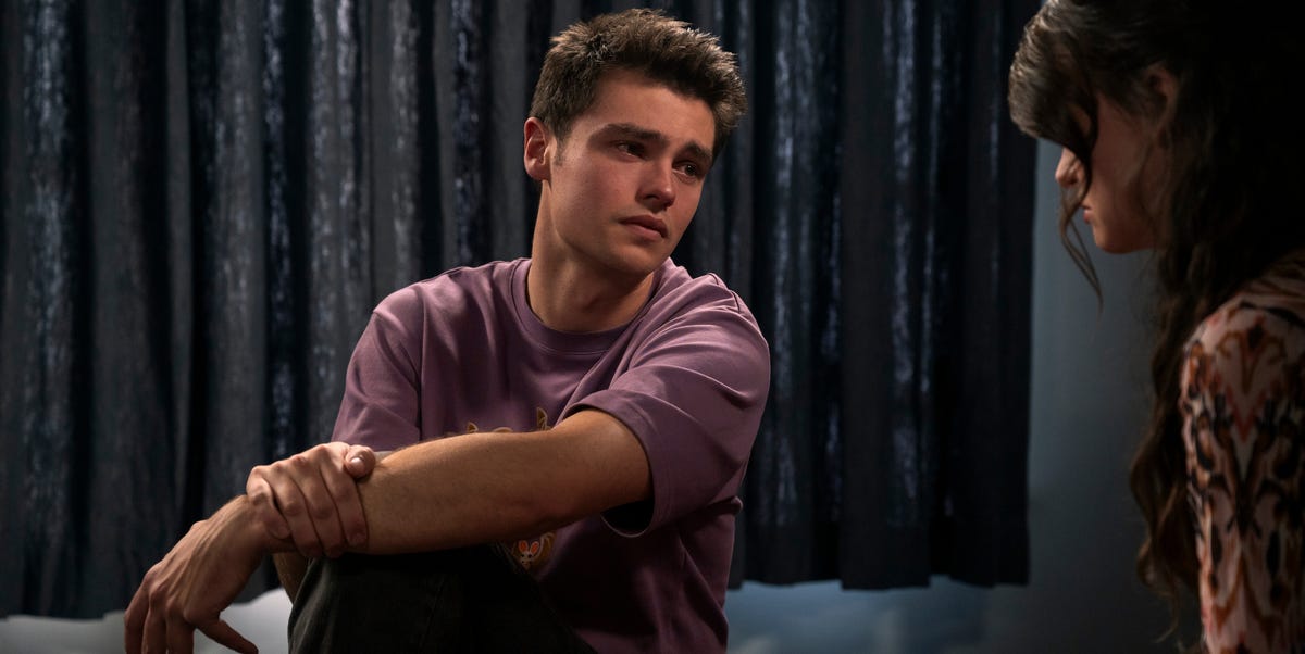 “The way Ginny & Georgia season 3 explores Marcus’s depression is the most accurate depiction on ...