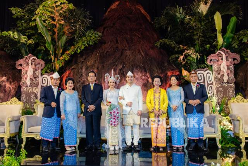 Sultan HB X dan Ratu Hemas Hadiri Pernikahan Mario Pranda dan dr Stevi ...