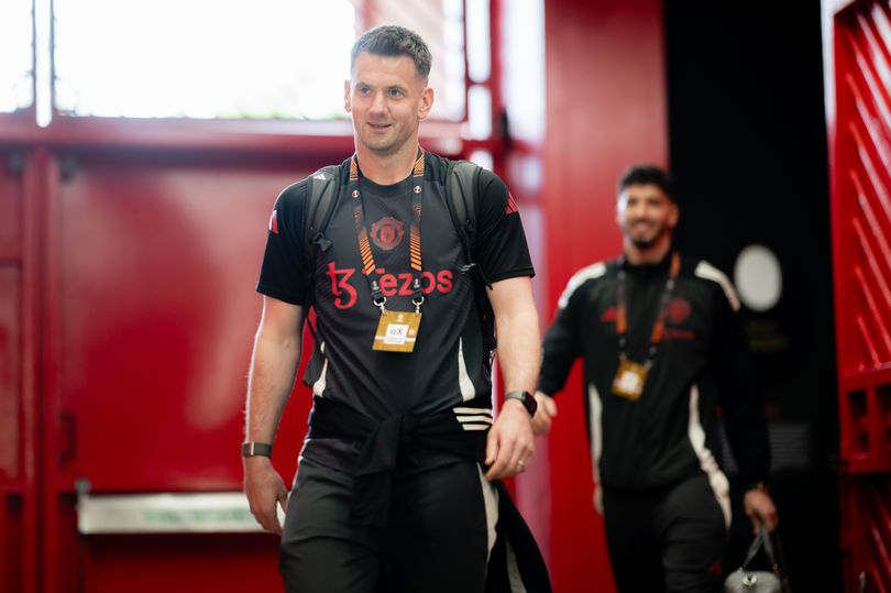 Manchester United announce retained list as nine released and contract ...