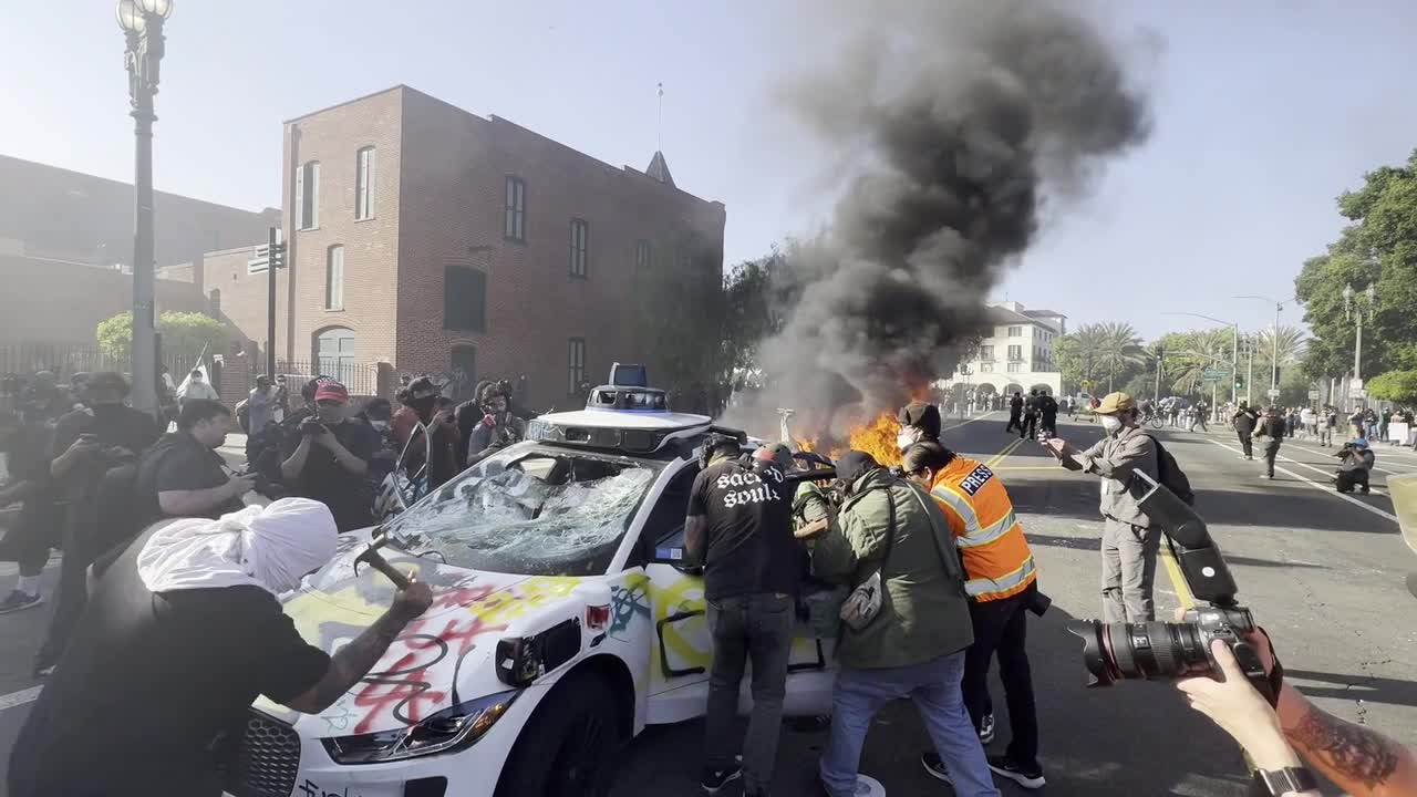 Los Angeles: ICE Raids Spark Protest Riot