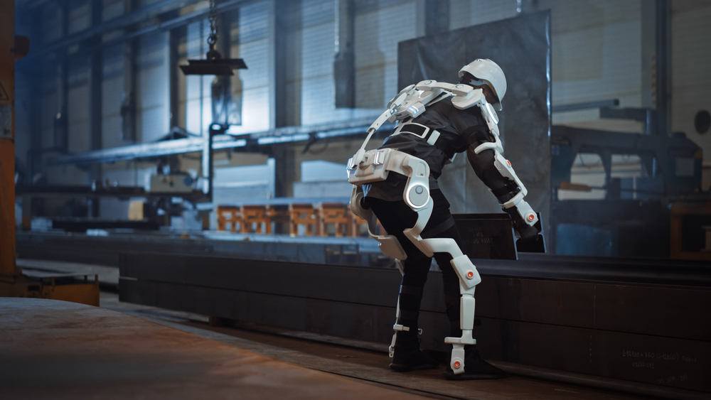 This high-tech exoskeleton lets you hike longer and run faster