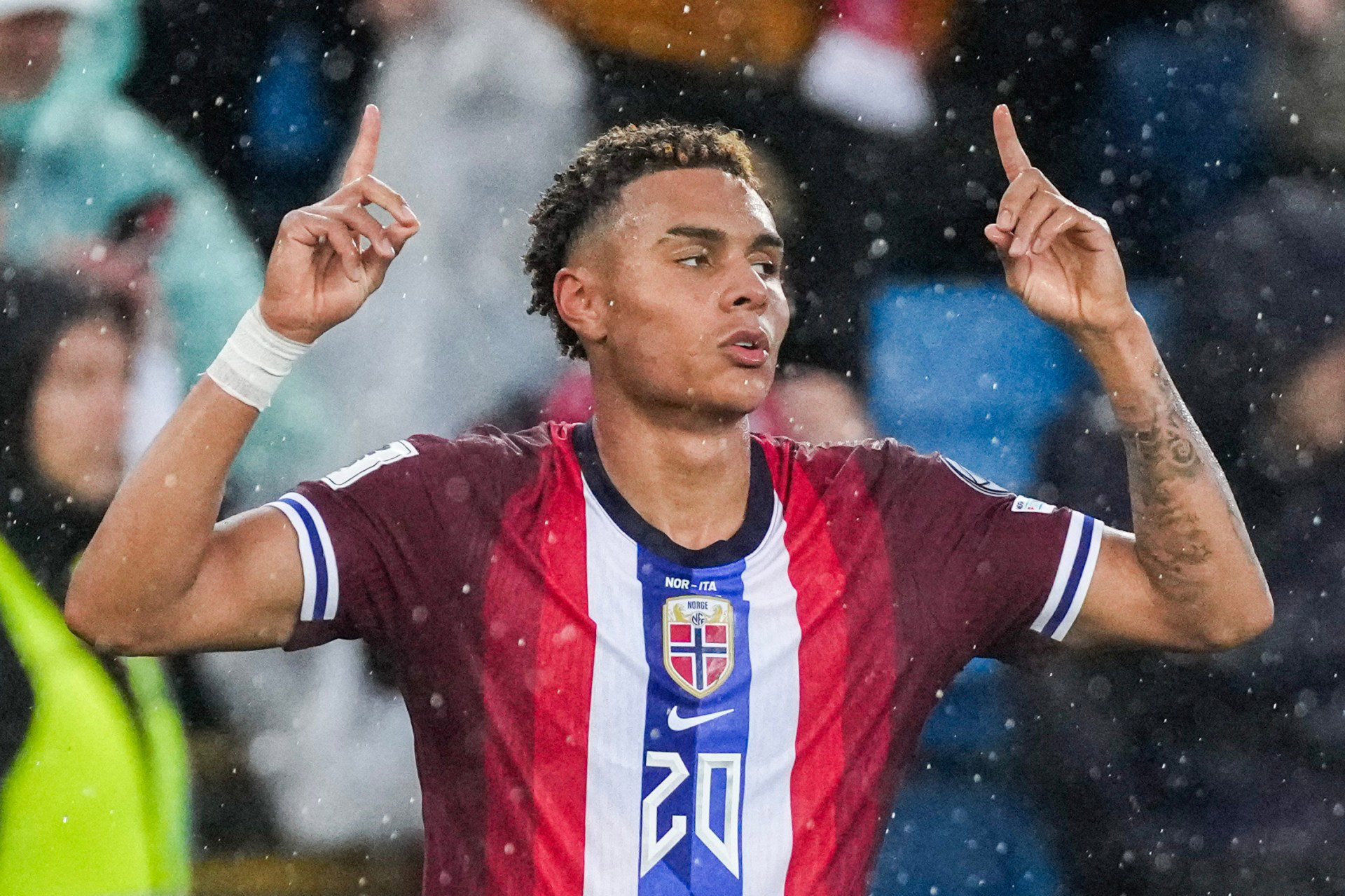 Chelsea told to sign 'exciting' €28m Norway star Chelsea told to sign 'exciting' €28m Norway star