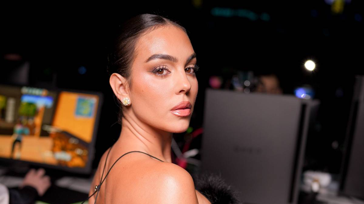 Amor nas bancadas! As imagens de Georgina Rodríguez que ninguém viu ...