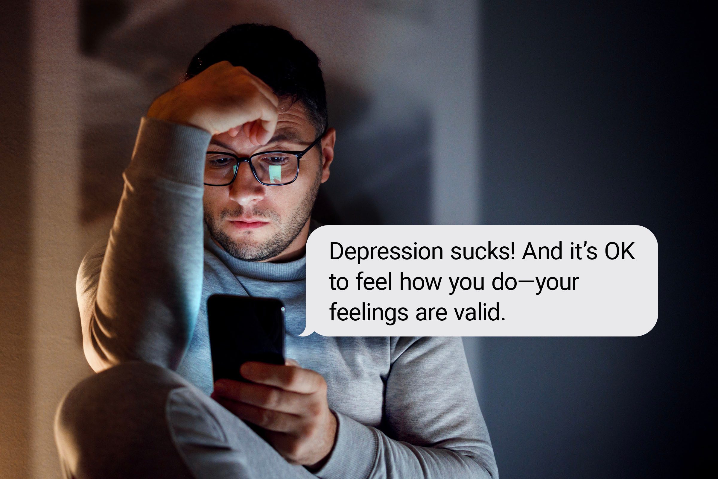14 Perfectly Worded Texts to Send Someone with Depression