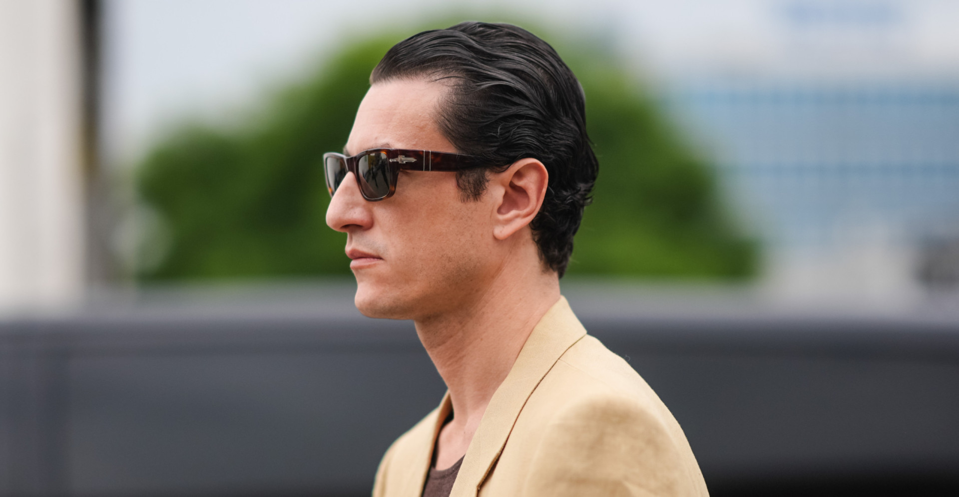 Are sunglasses a risk to eye health?