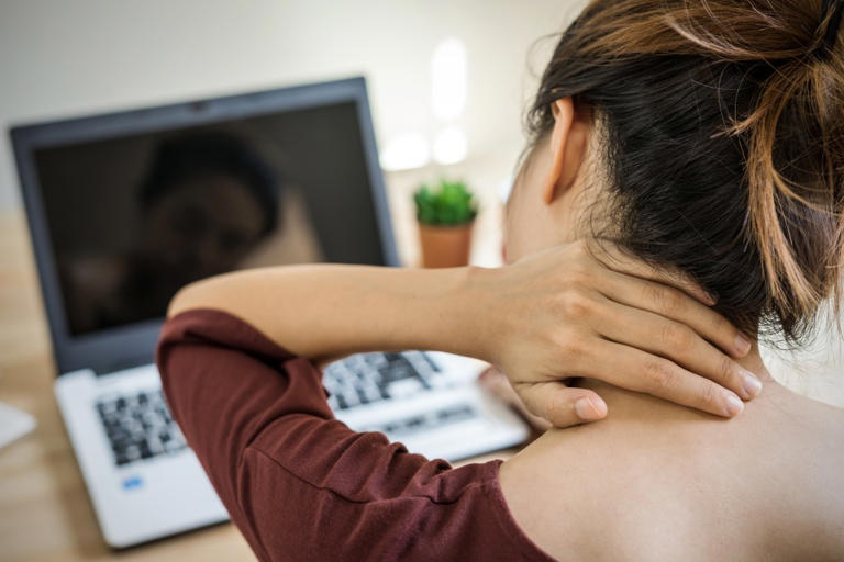 Do you have an ‘office chair butt’? Here’s what workers who ‘refuse to ...