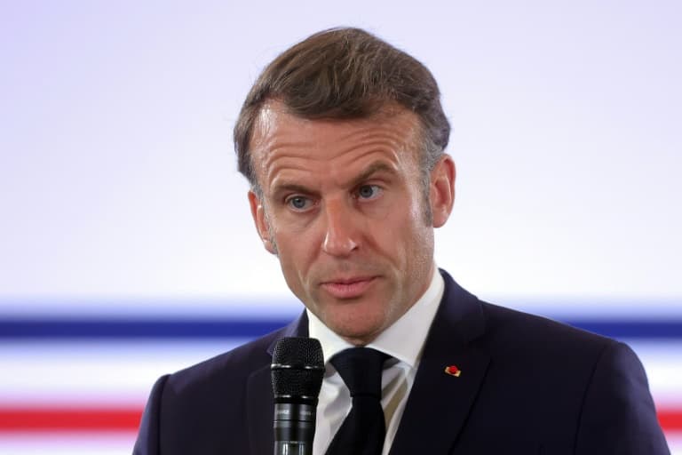 Emmanuel Macron veut empêcher l'implantation du loup là "où il y a du ...