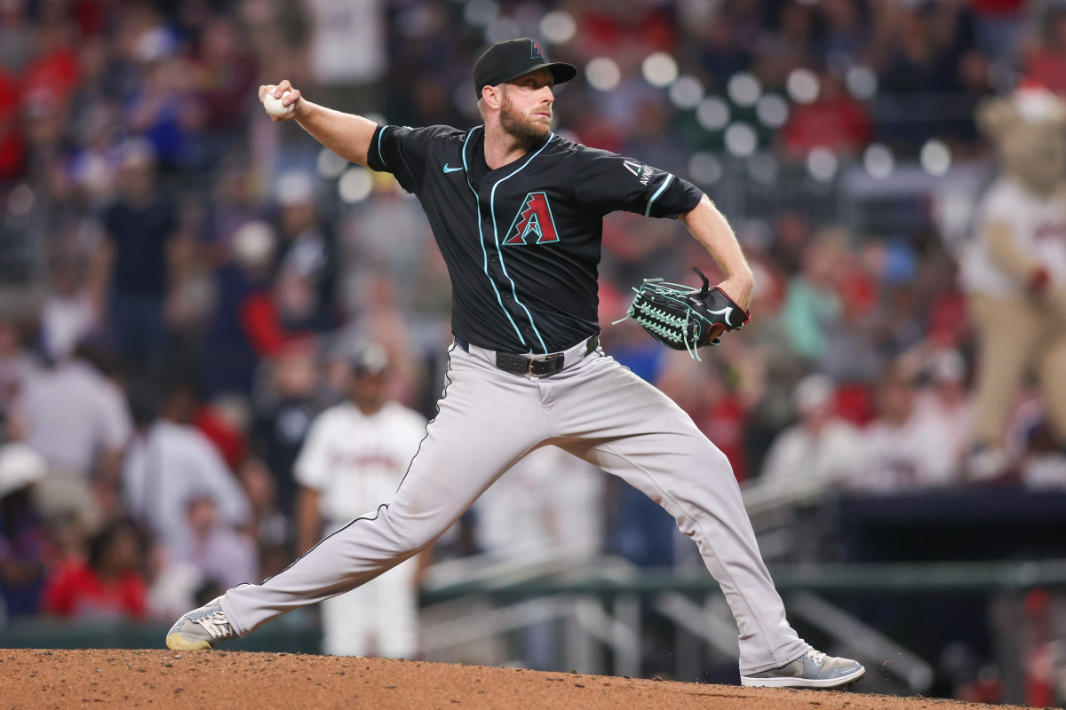 Cubs Linked to Diamondbacks' Merrill Kelly Amid Search for Starting ...