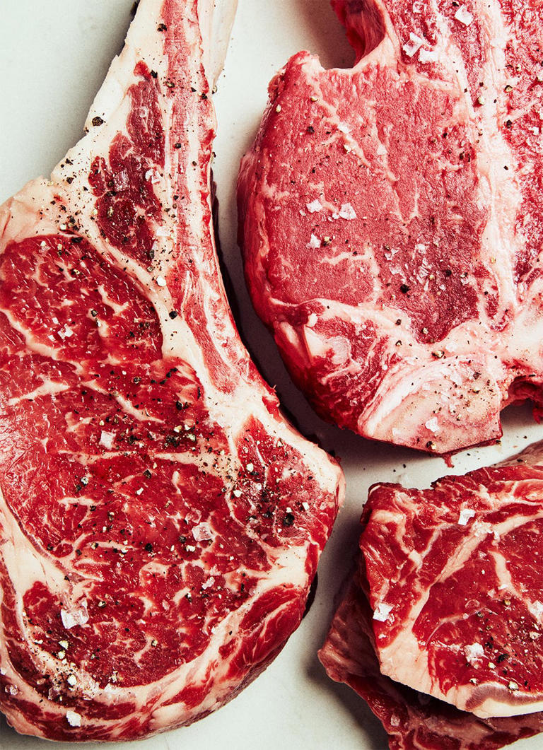 Trying to build muscle? Here's exactly how much protein you need (hint ...