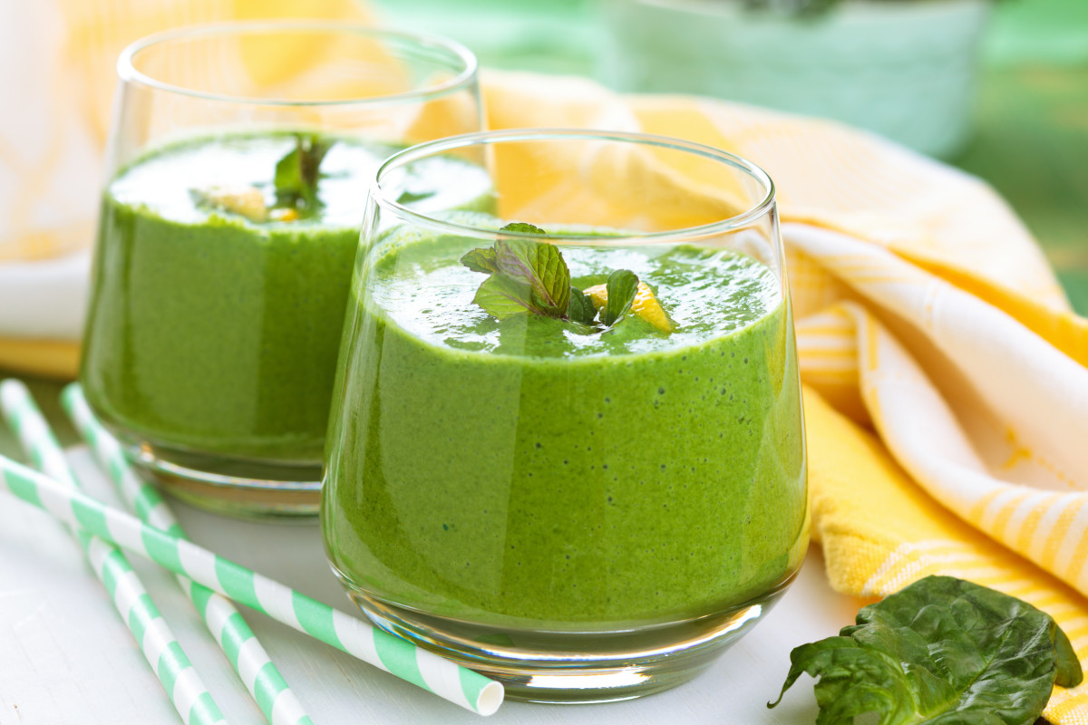 The British Chef-Approved Way to Make a Green Smoothie 10x Better